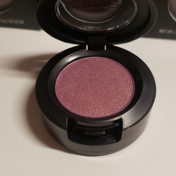 MAC Cosmetics | Makeup | Mac Eye Shadow Trax Velvet | Poshmark